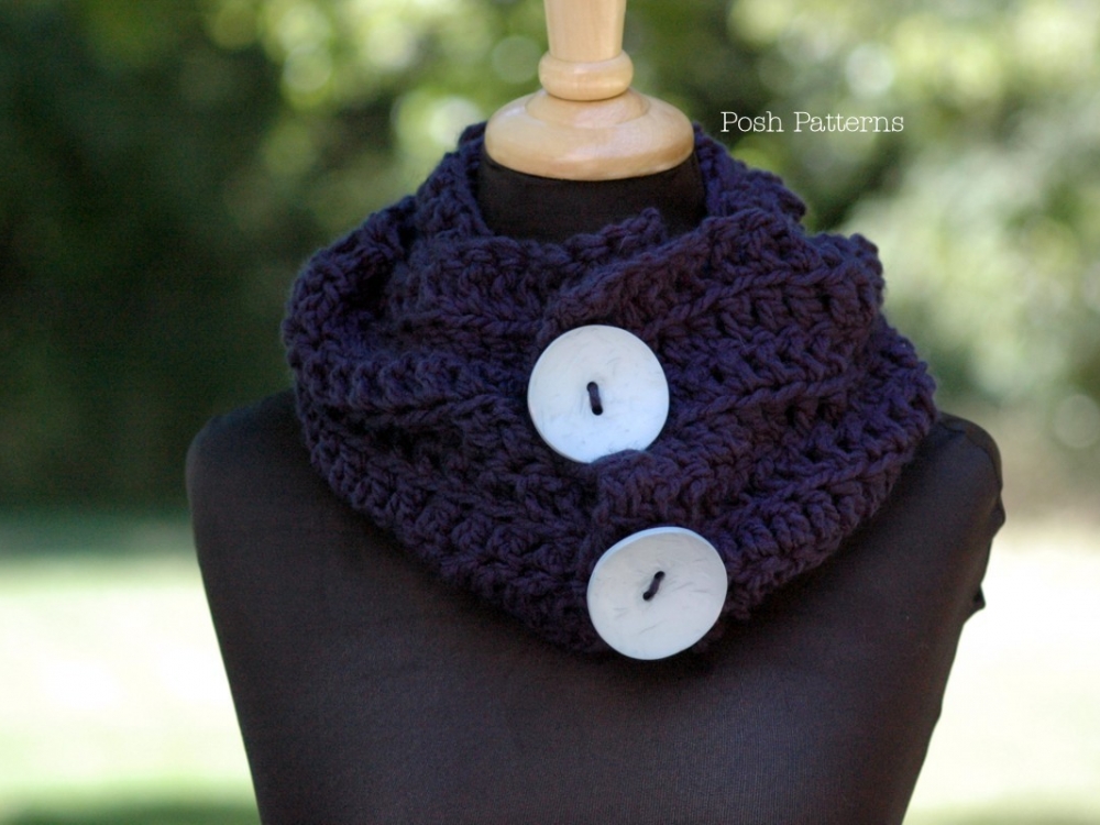 Crochet Cowl Pattern | Button Infinity Scarf